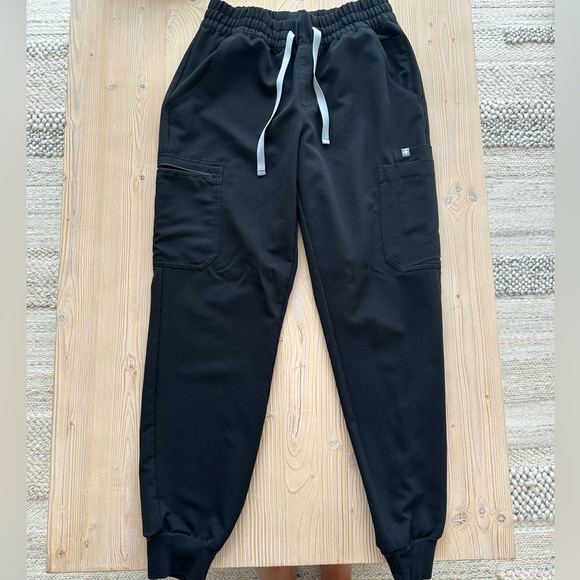 Figs | Pants & Jumpsuits | Figs Uman Relaxed Jogger Scrub Pants | Poshmark